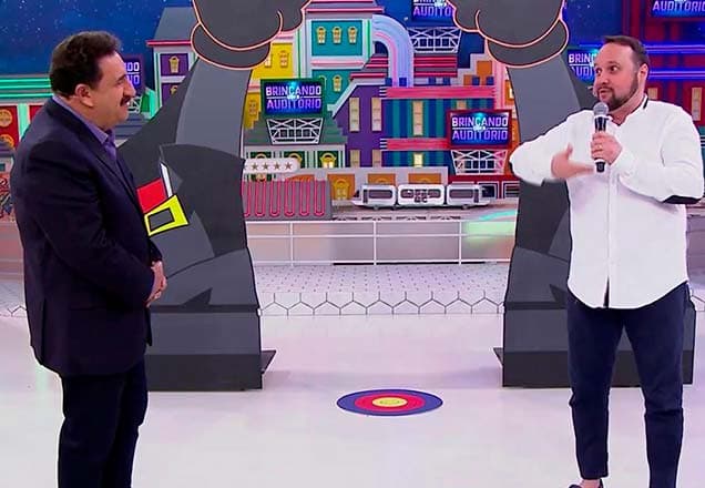 Robson Bailarino dá um show de imitações no Palco do Ratinho - SBT TV ...