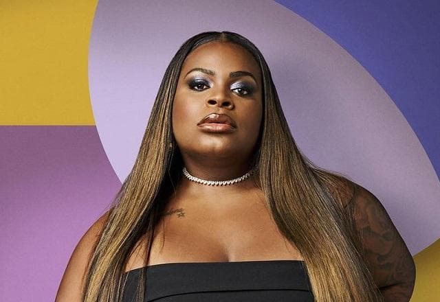 Jojo Todynho esbanja beleza com mudança no visual: "Cachinhos" - SBT TV ...