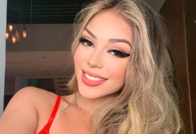 Sbt Tv Mc Melody Surpreende Ao Revelar Idade E Nome Verdadeiro
