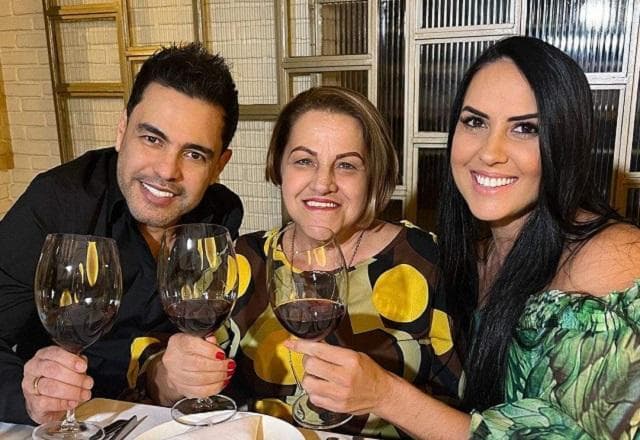 Mãe De Zezé Abre O Jogo Sobre Relação Com Graciele Lacerda Sbt Tv